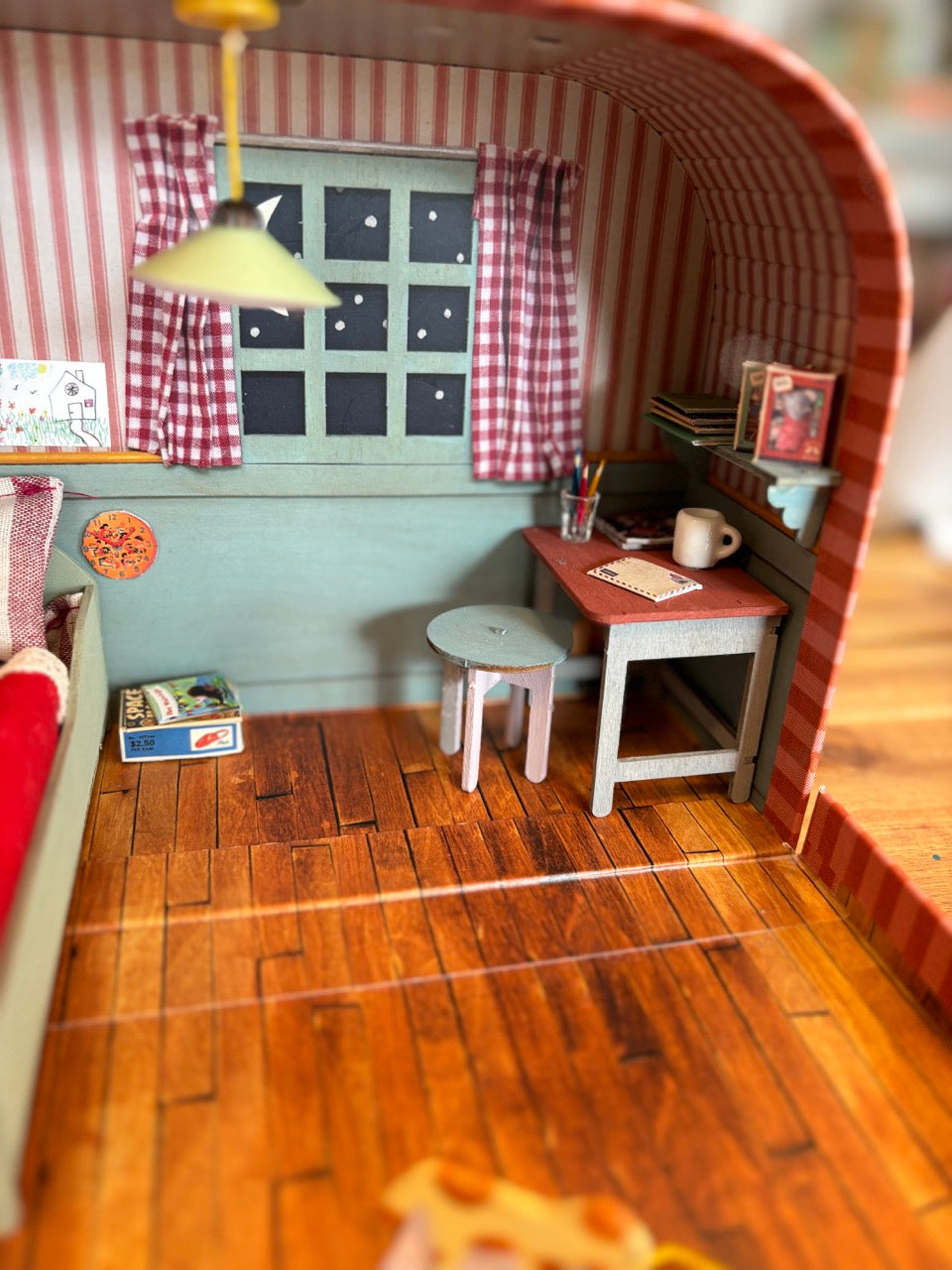 Mouse Mansion To Go - Bedroom | Sam & Julia